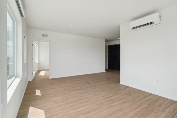 Studio, 1, 2 & 3-Bedroom Apartments in Northeast Portland | Analog PDX